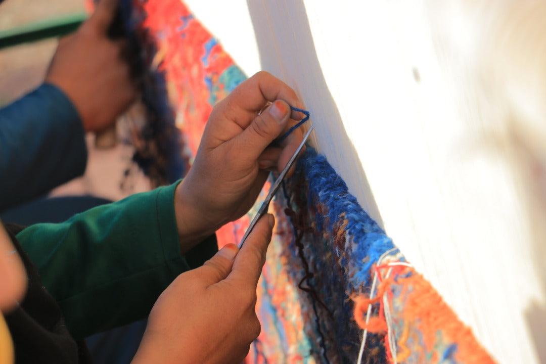 The Persian Knot vs. The Turkish Knot in Hand-Knotted Rugs - The Rug ...