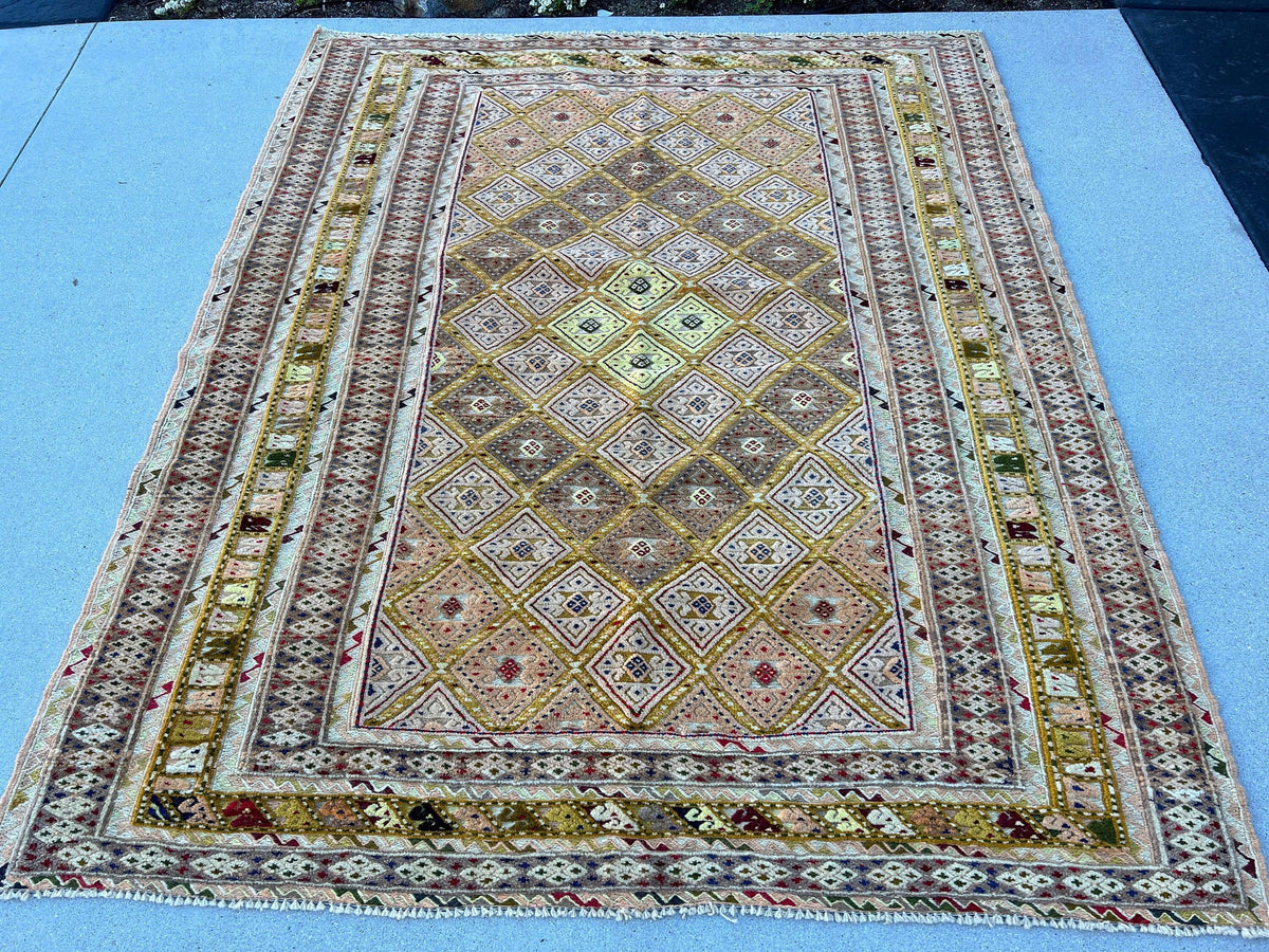 Malou - 5x6 Area Rug - The Rug Mine - Free Shipping Worldwide ...